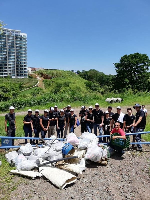 Conzultek colaboró en la recolección de 500 kilogramos de basura en el ...